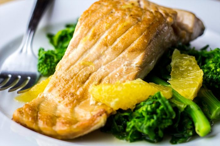 Sweet Orange Salmon & Broccoli Rabe Recipe